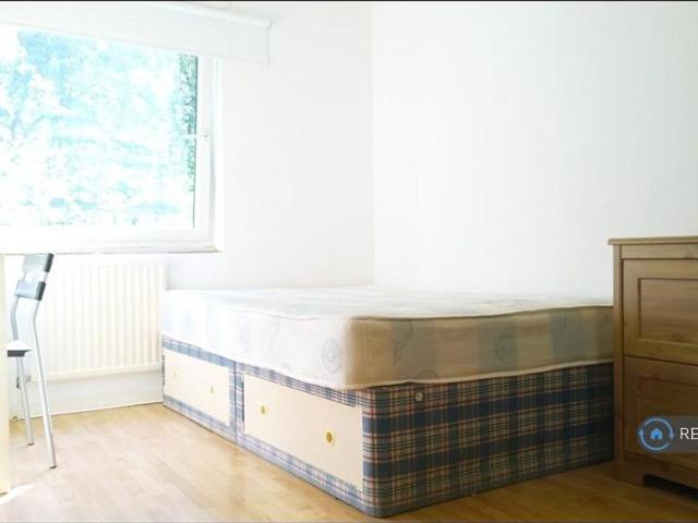 4 bedroom flat to rent