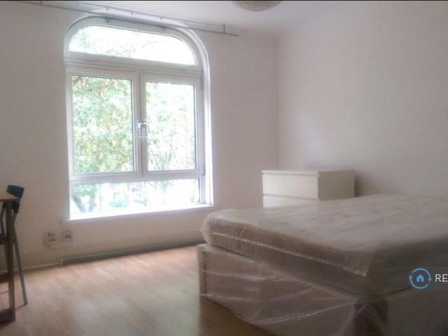 4 bedroom flat to rent