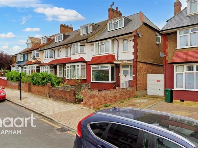 4 bedroom flat to rent