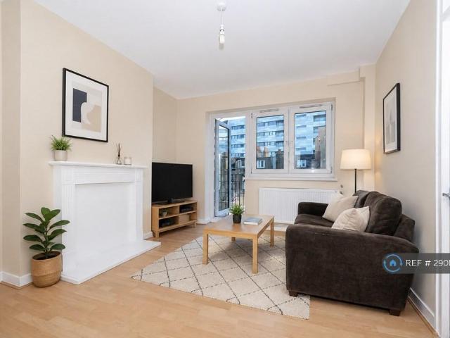 4 bedroom flat to rent