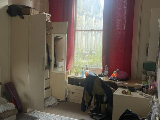 4 bedroom flat to rent
