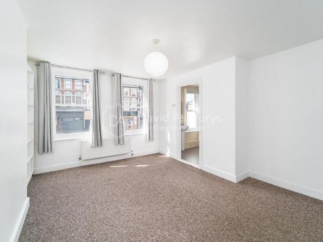 4 bedroom flat to rent