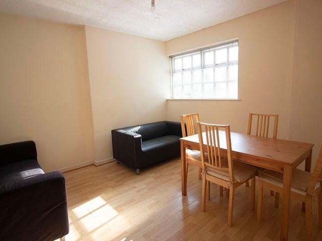 4 bedroom flat to rent