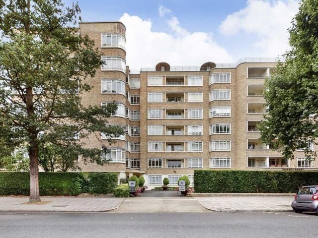 4 bedroom flat to rent