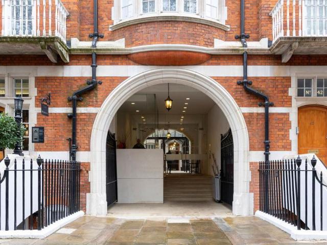 4 bedroom flat to rent