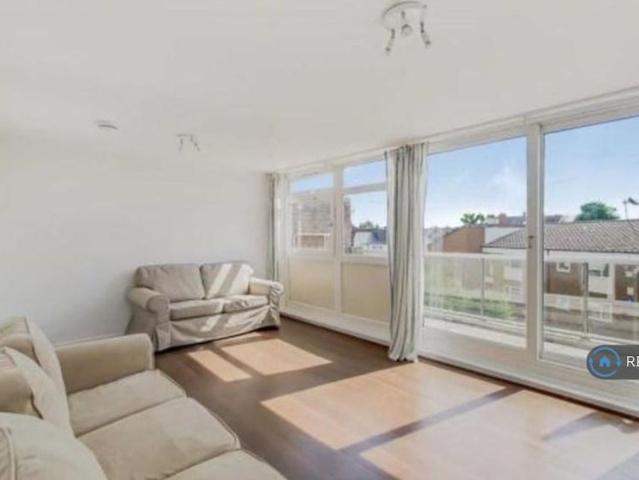 4 bedroom flat to rent