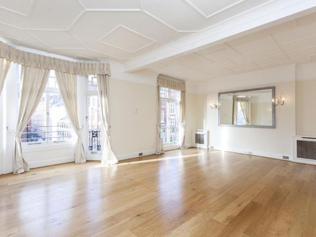 4 bedroom flat to rent