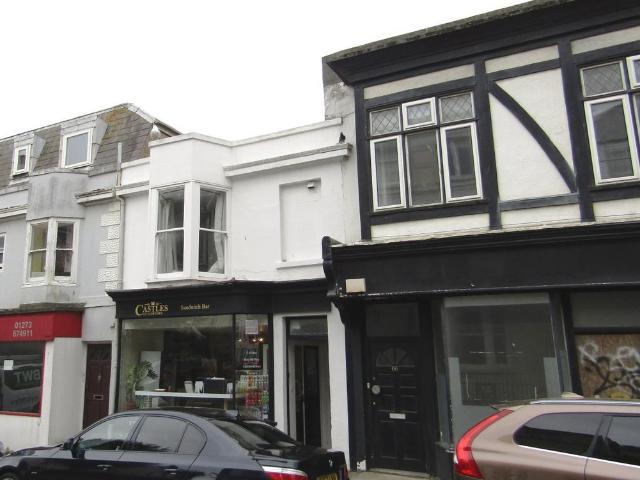 4 bedroom flat to rent