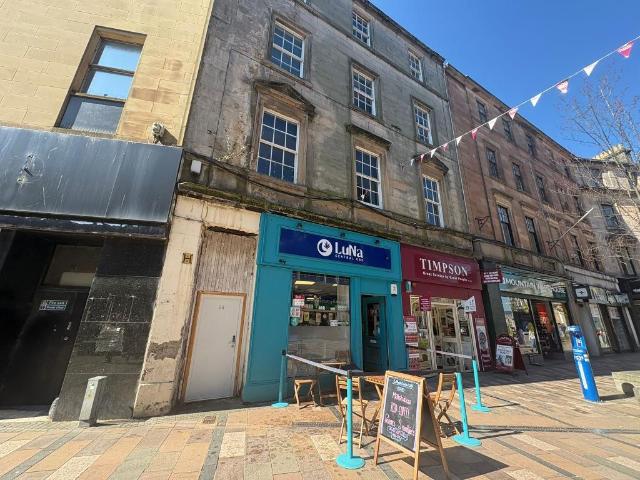 4 bedroom flat to rent