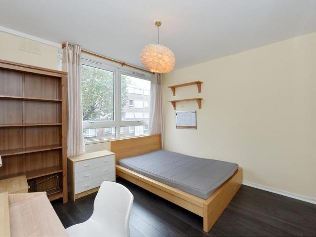 4 bedroom flat to rent