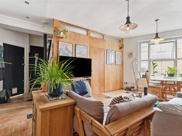 4 bedroom flat to rent