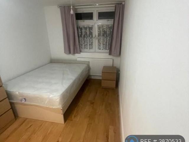 4 bedroom flat to rent