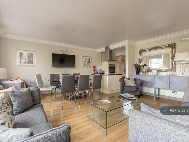 4 bedroom flat to rent