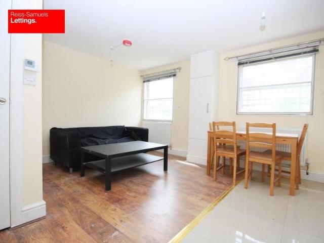 4 bedroom flat to rent