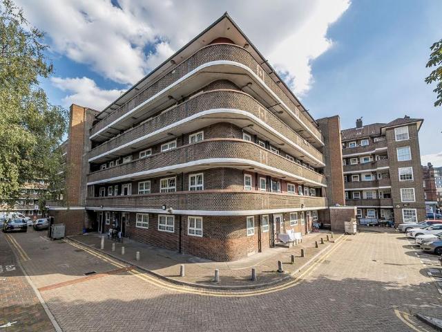 4 bedroom flat for sale