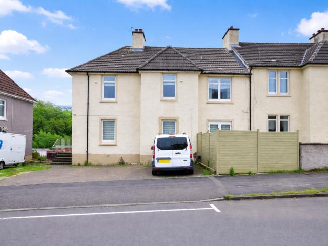 4 bedroom flat for sale