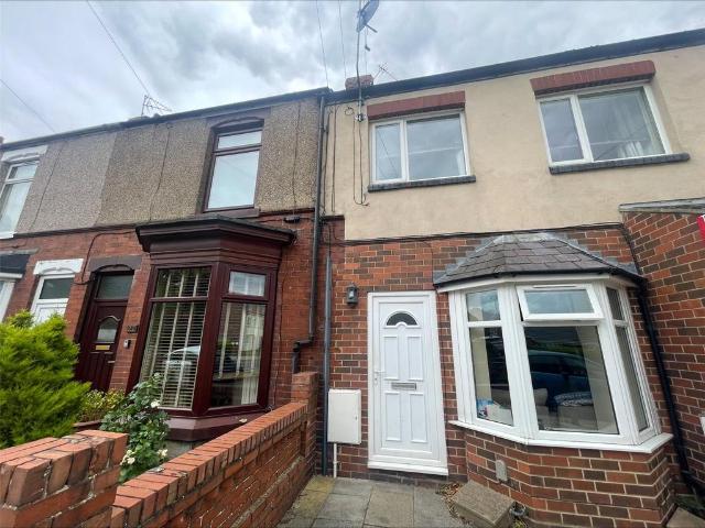 4 bedroom flat for sale