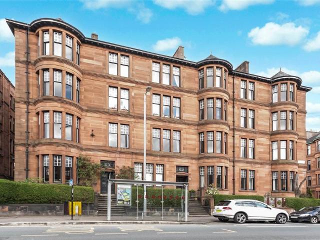 4 bedroom flat for sale