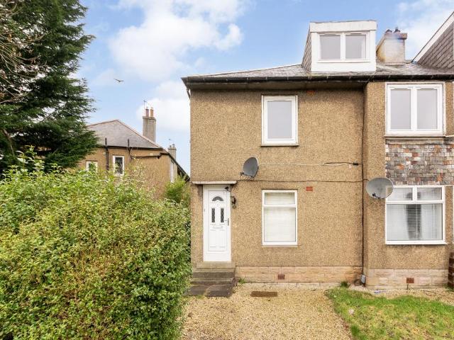 4 bedroom flat for sale