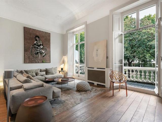 4 bedroom flat for sale