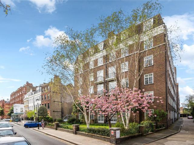 4 bedroom flat for sale