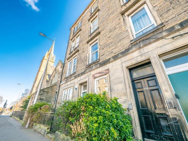 4 bedroom flat for sale
