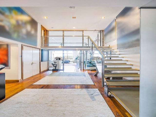 4 bedroom flat for sale