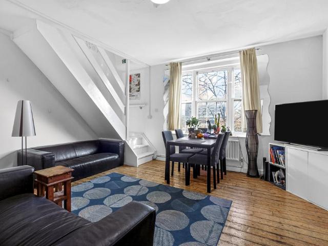 4 bedroom flat for sale