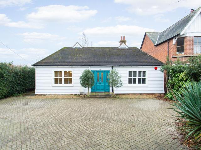 4 bedroom bungalow for sale