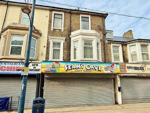 4 bedroom flat for sale