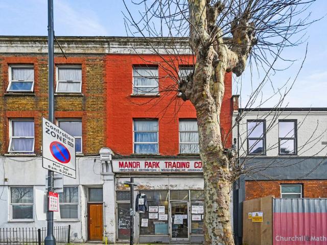 4 bedroom flat for sale