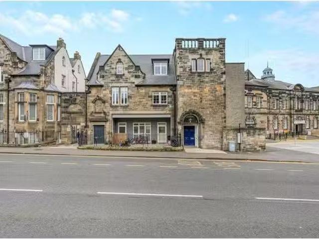 4 bedroom flat for sale, Bennochy Road, Kirkcaldy, Fife, KY1 1.