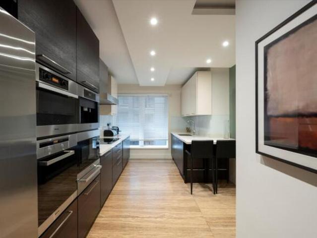 4 bedroom flat for sale in 55 Park Lane, London, W1K
