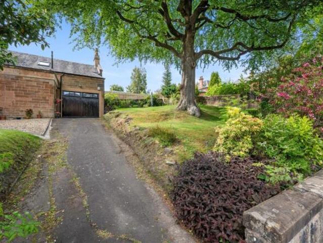 4 bedroom flat for sale in 6 Whittingehame Drive, Claythorne, G12 0XU, G12