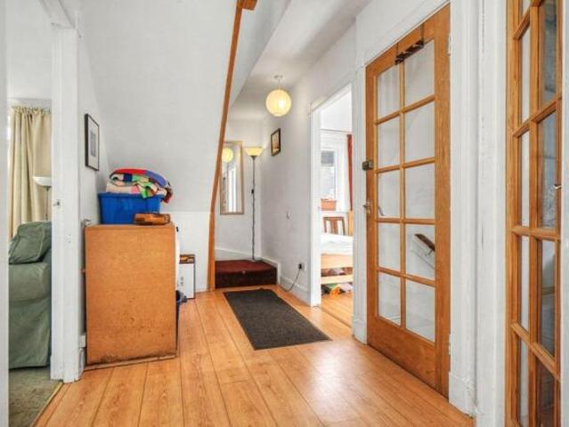 4 bedroom flat for sale in 8 Wester Drylaw Row, Drylaw, Edinburgh EH4 2SF, EH4