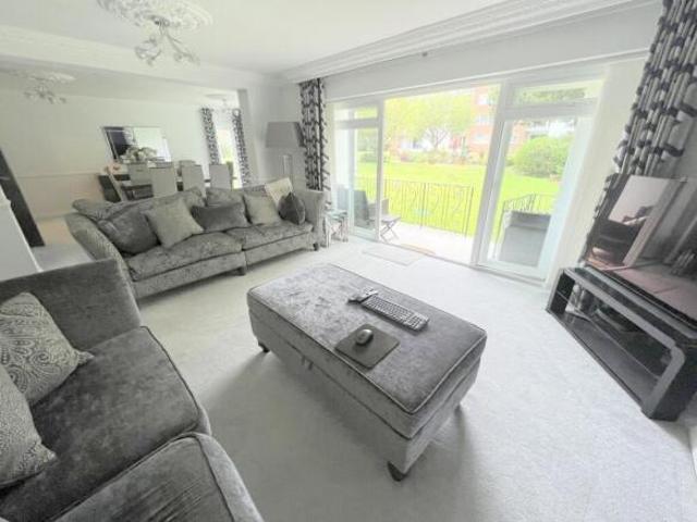 4 bedroom flat for sale in 18 20 The Avenue, Branksome Park, Poole, BH13