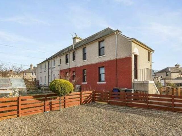 4 bedroom flat for sale in 18 Bryans Avenue Newtongrange EH22 4RX EH22