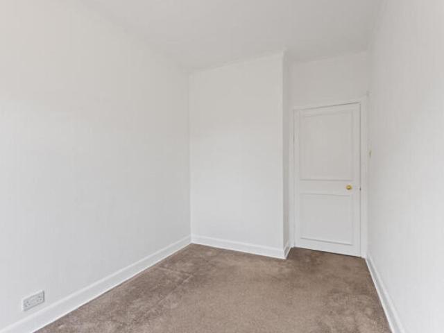 4 bedroom flat for sale in 35 Meggetland Terrace, Craiglockhart, Edinburgh, EH14 1AP, EH14