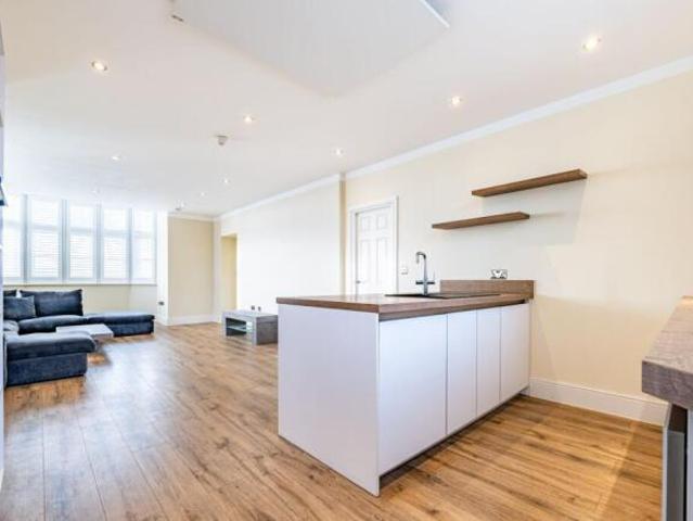 4 bedroom flat for sale in The Ropewalk, Oxford Heights, NG1