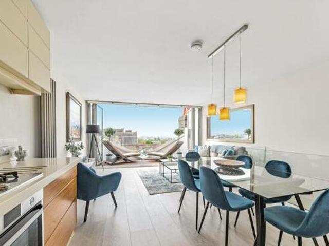 4 Bedroom Flat For Sale In West Hampstead, London