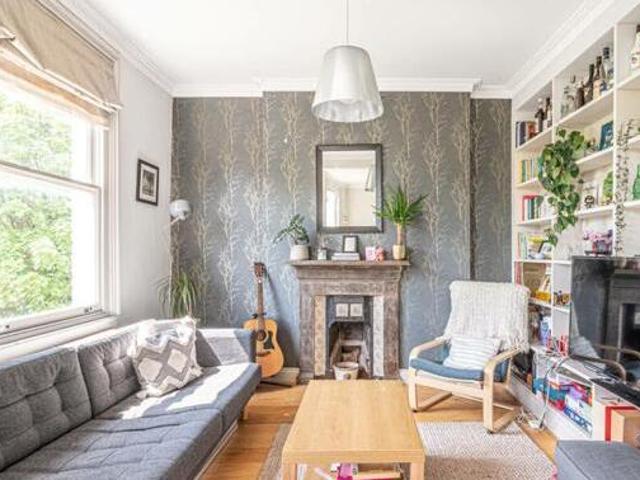 4 Bedroom Flat For Sale In West Hampstead, London