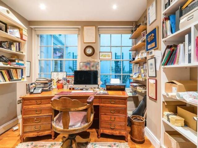 4 bedroom flat for sale in Westbourne Terrace, London, W2