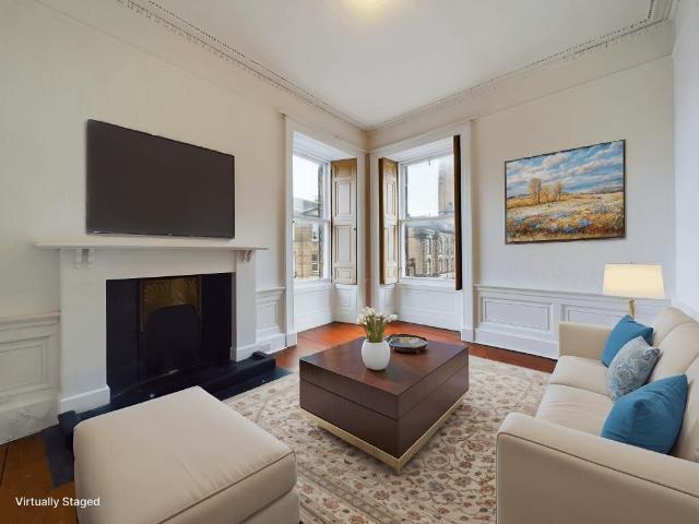 4 bedroom flat for sale in William Street, West End, Edinburgh, EH3