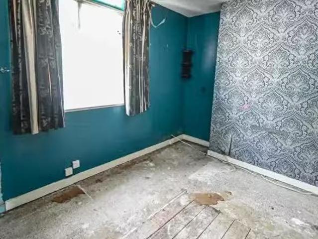 4 Bedroom Flat For Sale In A And B Terrace Road, Swansea, Swan.