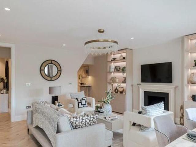 4 Bedroom Flat For Sale In Bayswater