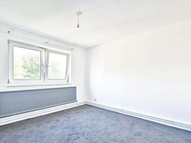 4 Bedroom Flat For Sale In Bow, London