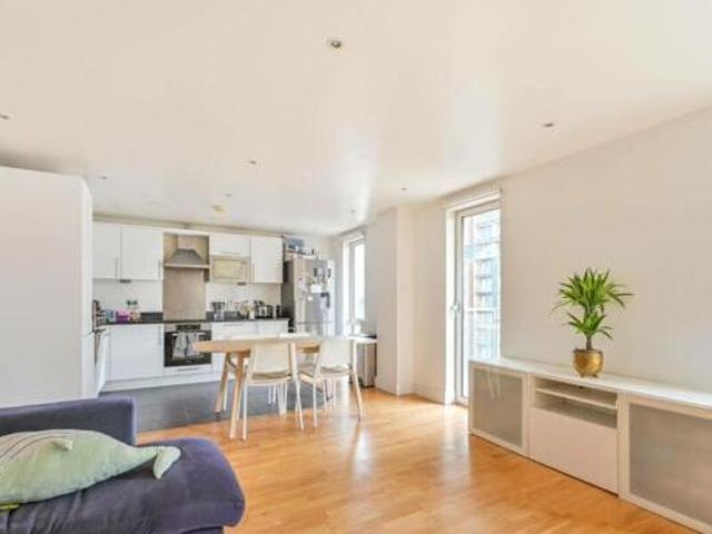 4 Bedroom Flat For Sale In Canary Wharf, London