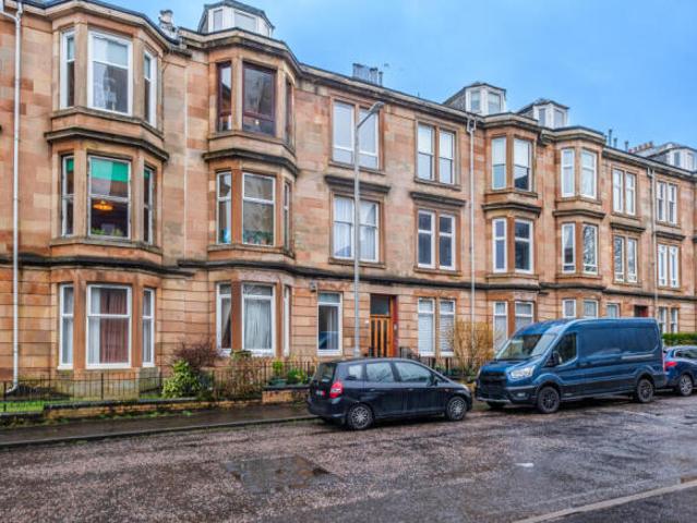 4 bedroom flat for sale in Flat 2/ 6 Whitefield Road, Glasgow, G51