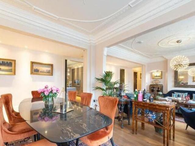4 Bedroom Flat For Sale In High Street Kensington, London