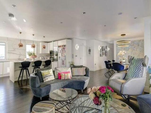 4 Bedroom Flat For Sale In London